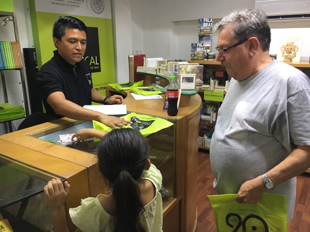 Librería Educal cierra sus puertas en Acapulco | Página Zero